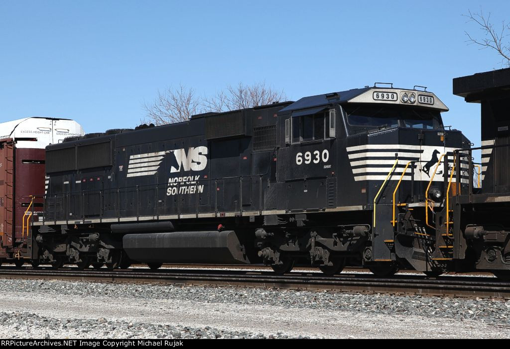 NS 6930